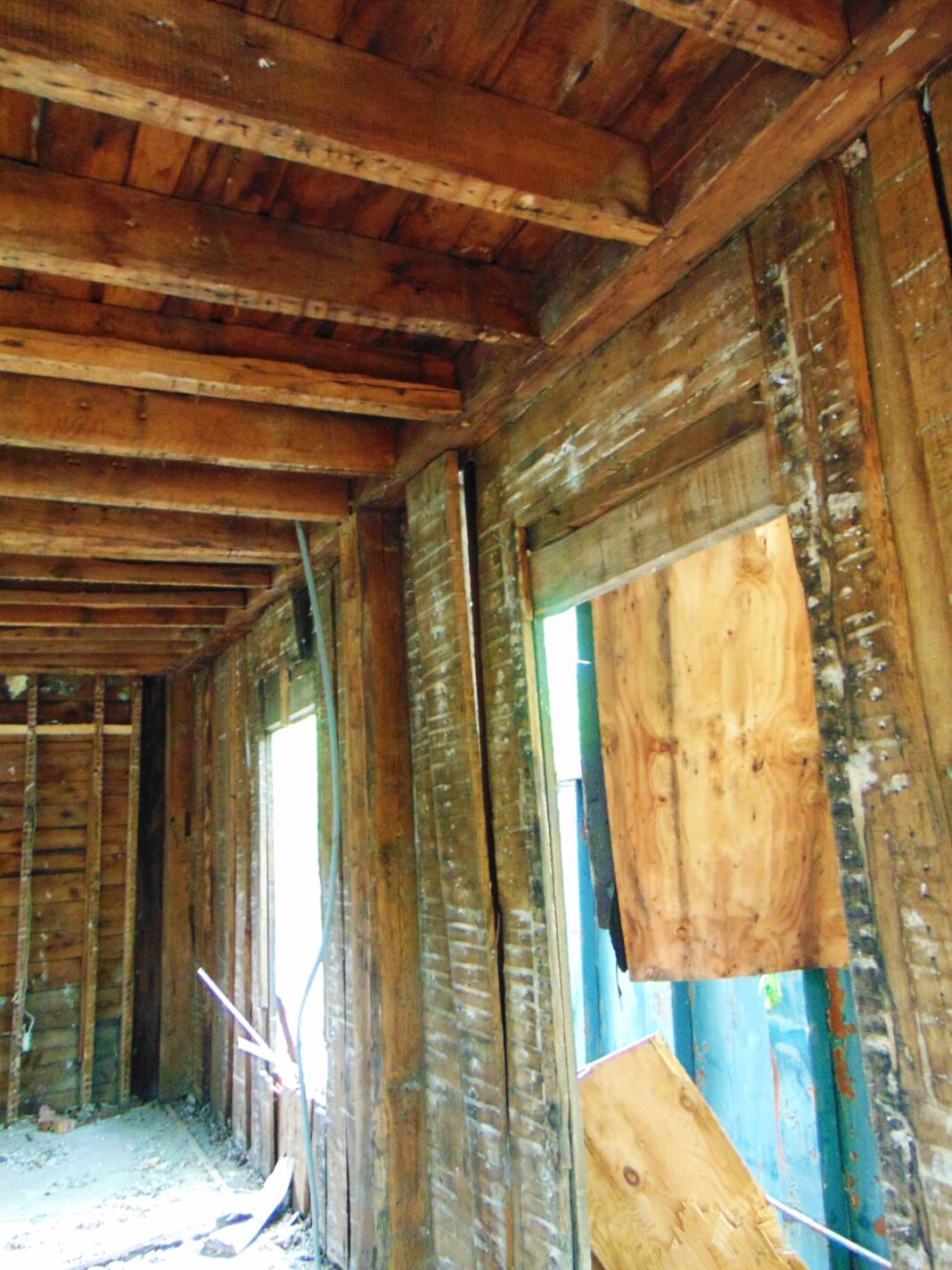 Historic house on Putnam Pike comes down thanks to effort by former ...